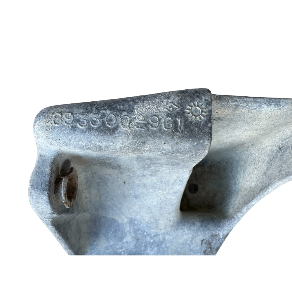 Wrangler YJ Cherokee XJ 2.5L Alternator Engine Bracket - Parts Breakers ...
