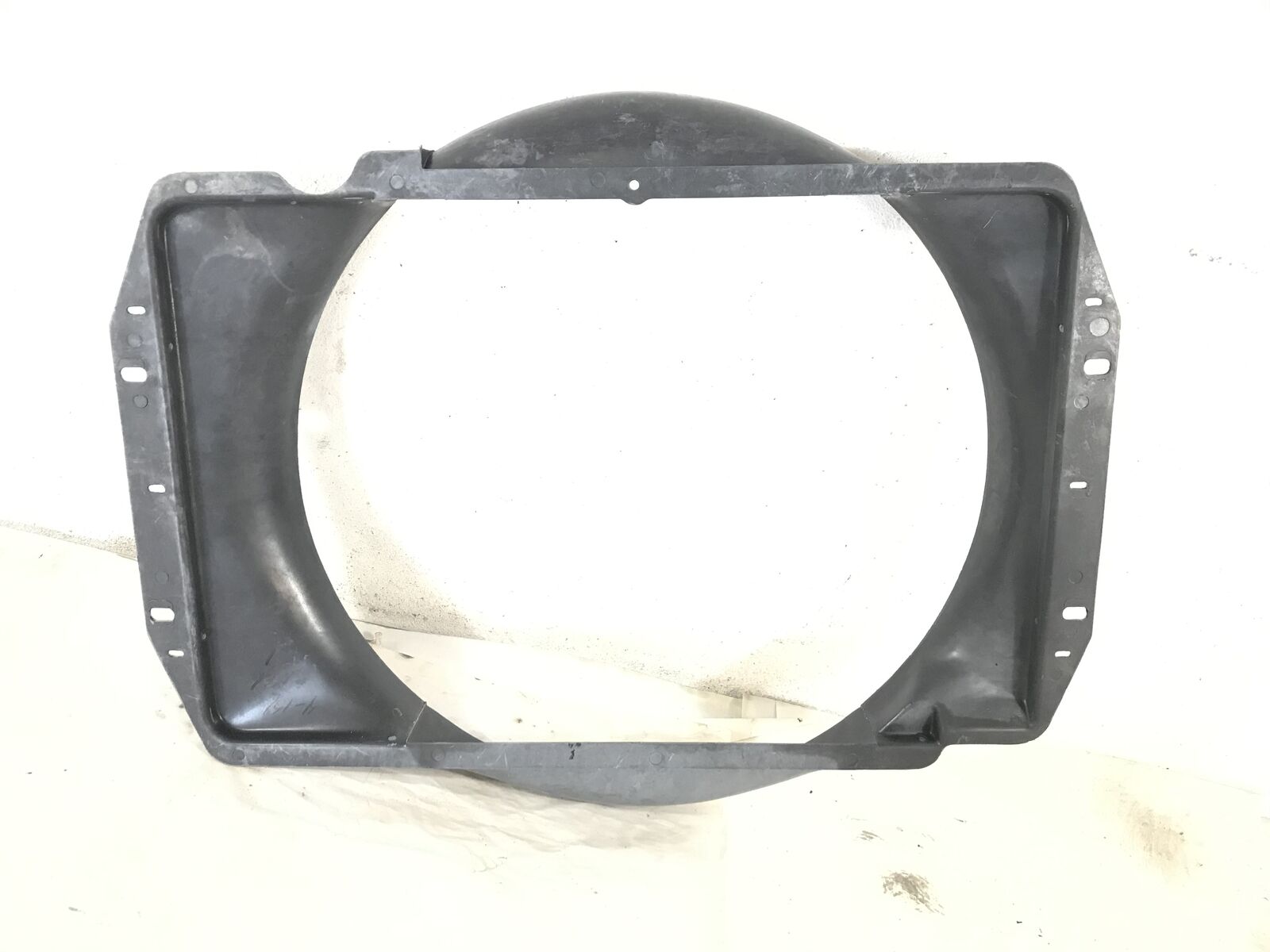 Jeep CJ Radiator Fan Shroud V8 304 360 401 5355678 1976-1986 - Parts ...