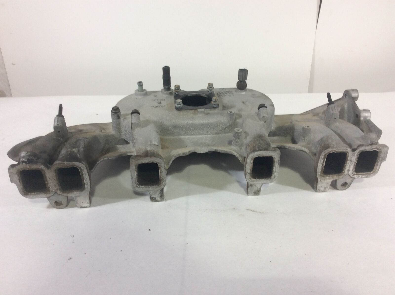 4.0L High Flow Air Intake Manifold Horseshoe 04854036 1991-2004 - Parts ...