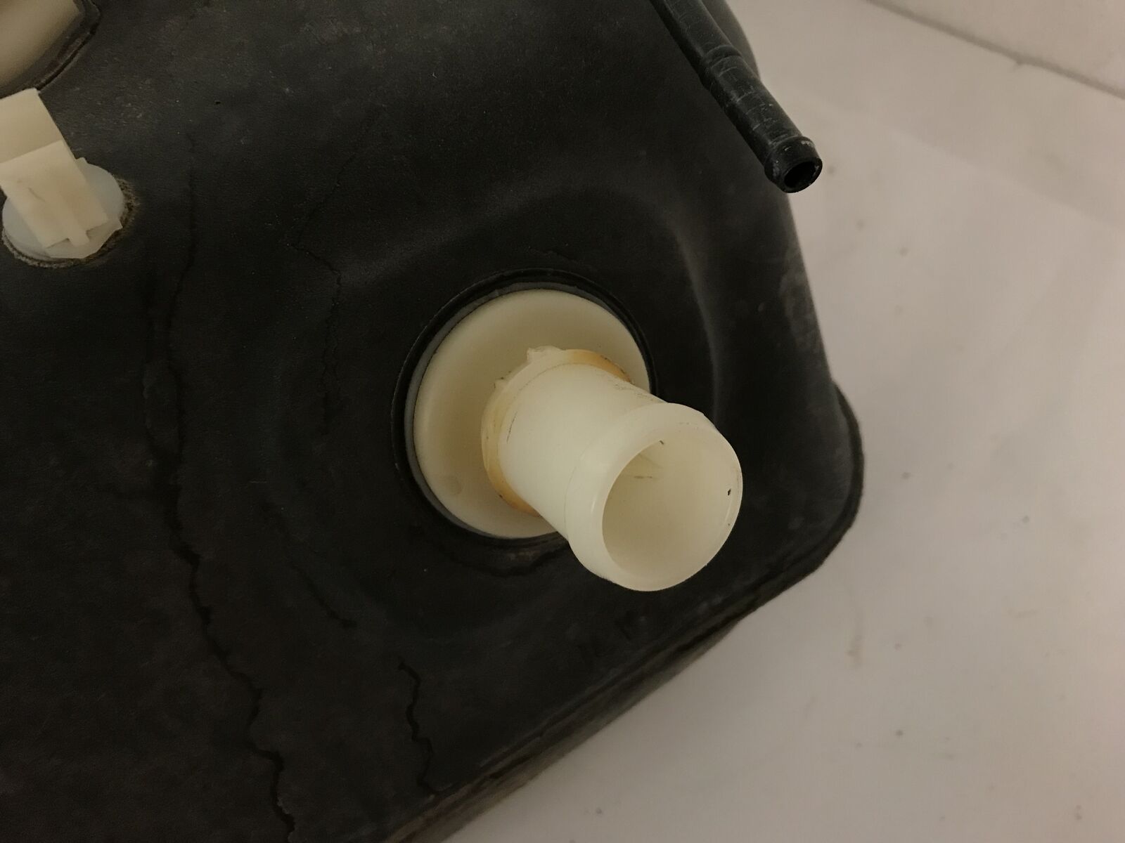 Wrangler TJ LJ 05-06 Gas Fuel Tank 19 Gallon Plastic Poly Gas ...