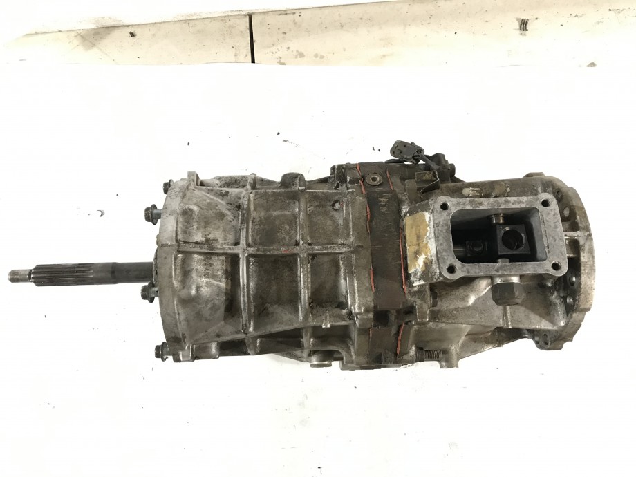 Wrangler YJ AX5 5 Speed Manual Transmission 2.5L 4 Cylinder 52108049 ...