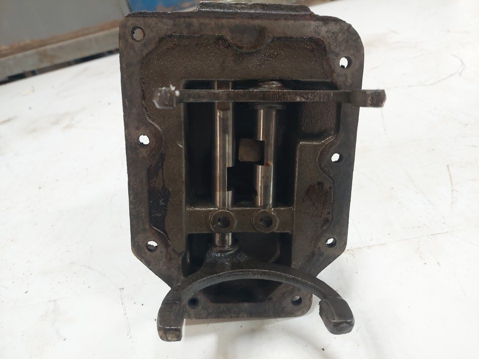 76-79 CJ T150 Top Cover Shifter Assembly MT 2603357 - Parts Breakers ...